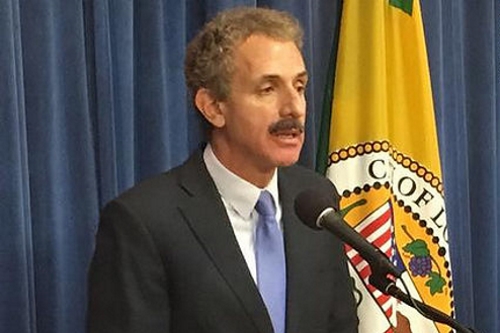 SecuringIndustry.com - Los Angeles takes legal action to close stores ...